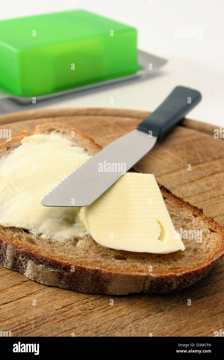 The picture shows a bread plastered with butter in Frankfurt Main ...