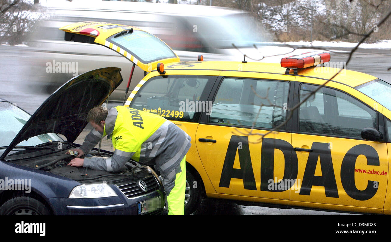 A repair service staff member of the German Automobile Club(ADAC ...
