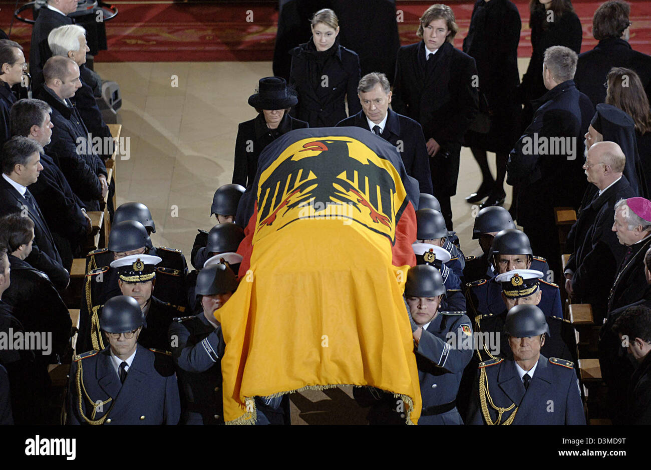 Soldiers of the German Bundeswehr carry the coffin of former German ...
