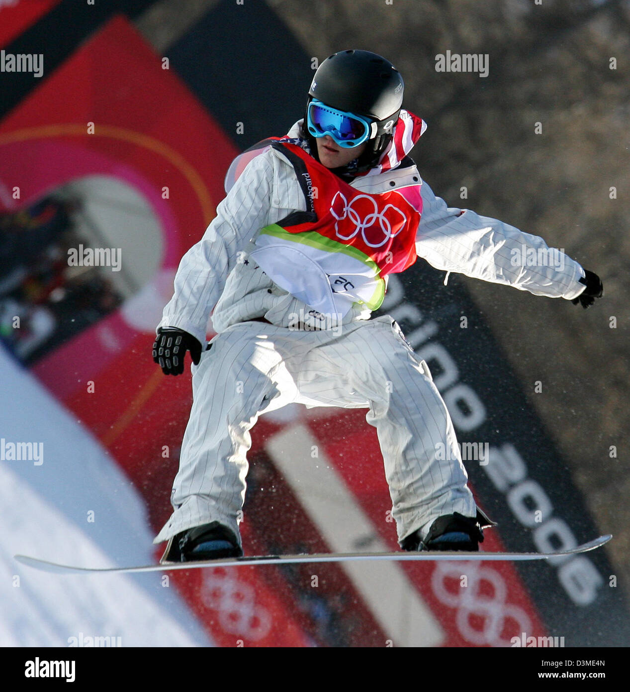 Elena Hight Snowboarding