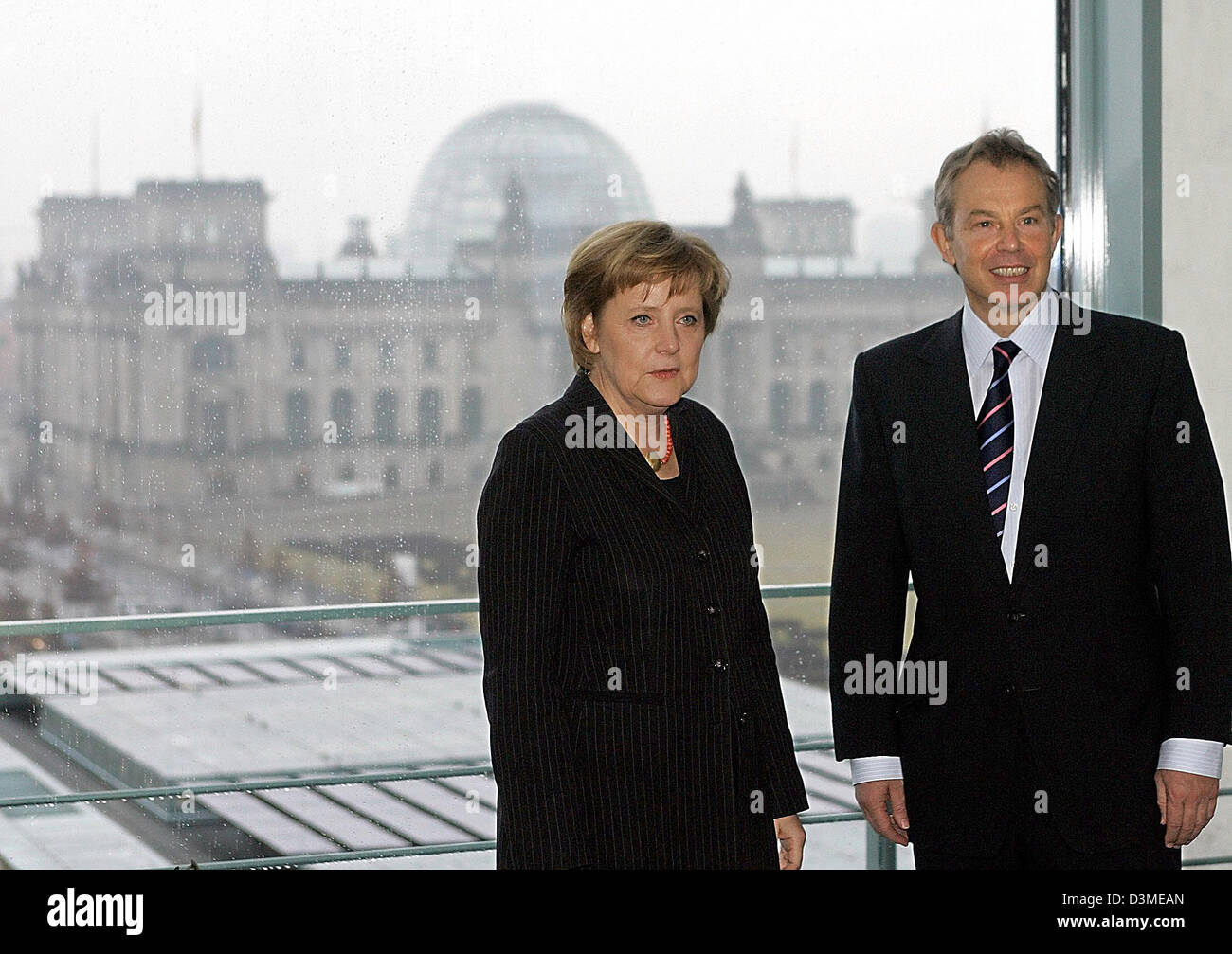 British couple iran hi-res stock photography and images - Alamy