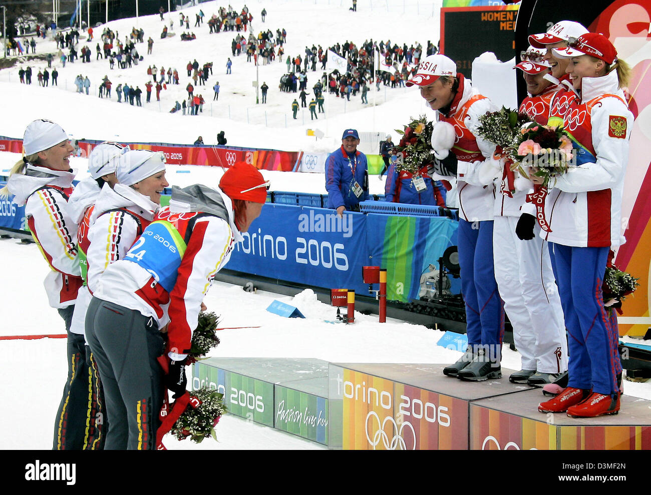 The German biathletes (L-R) Katrin Apel, Andrea Henkel, Martina Glagow ...