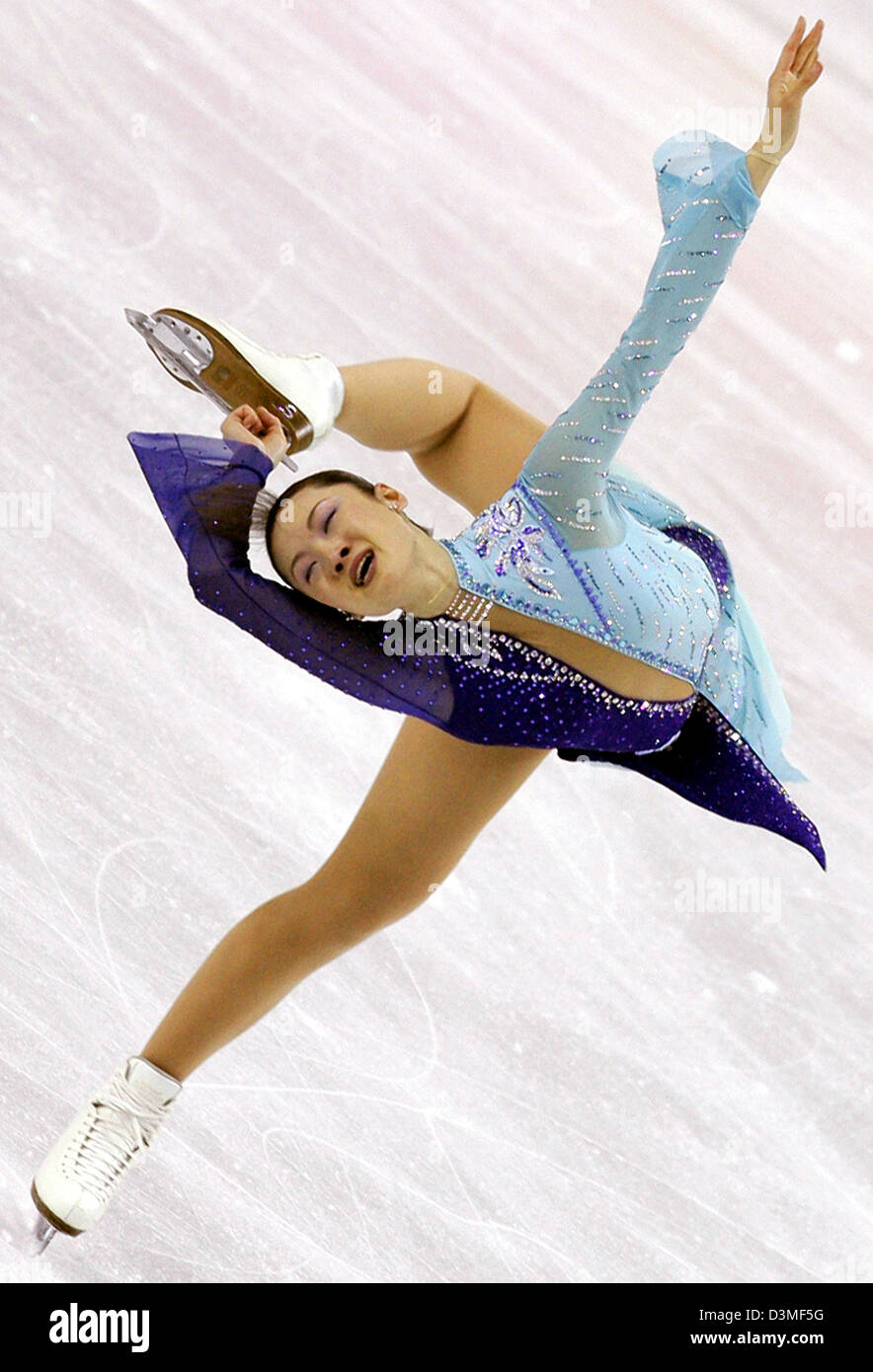 Figure skater Shizuka Arakawa of Japan performs in the women's ...