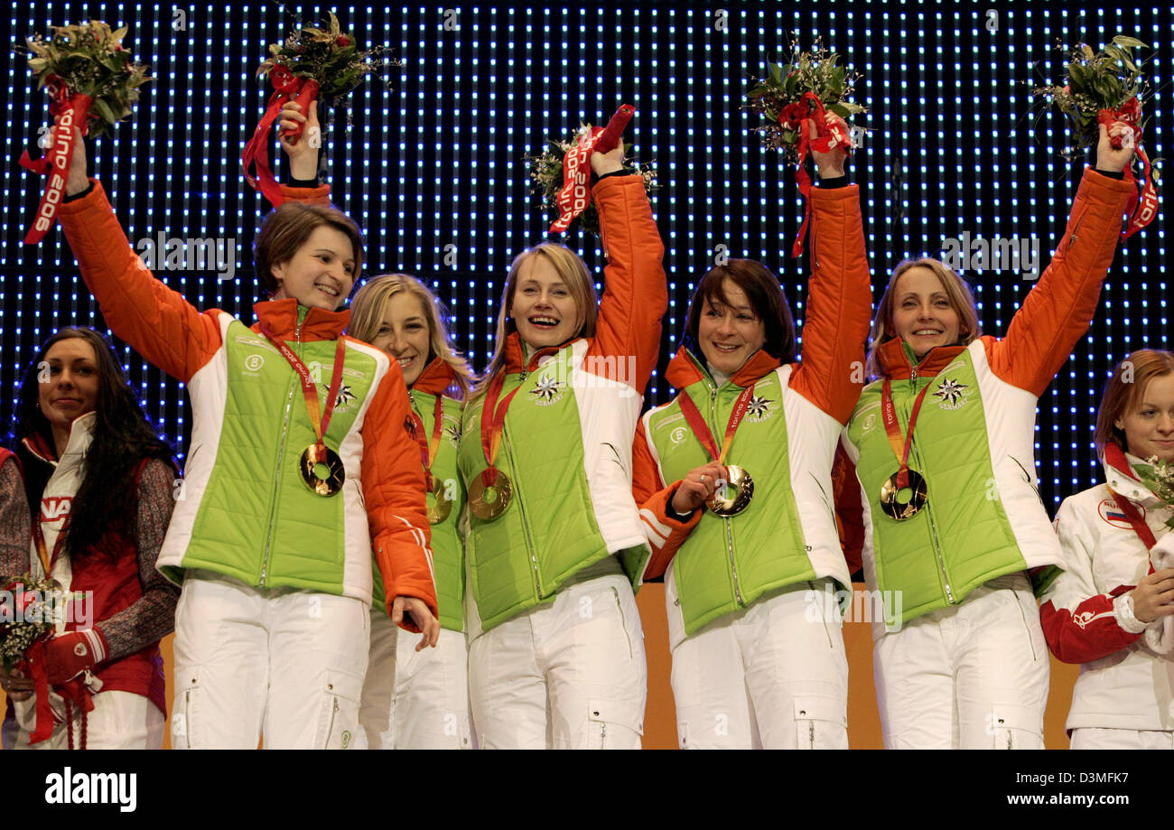 The German women speedskating team (from L)Daniela Anschuetz-Thoms ...