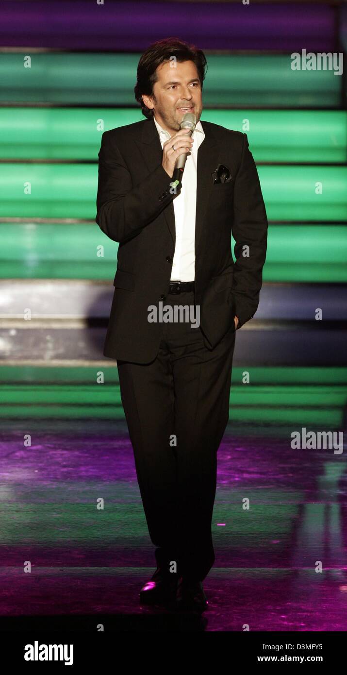 Singer Thomas Anders performs during a rehearsal for the Eurovision ...
