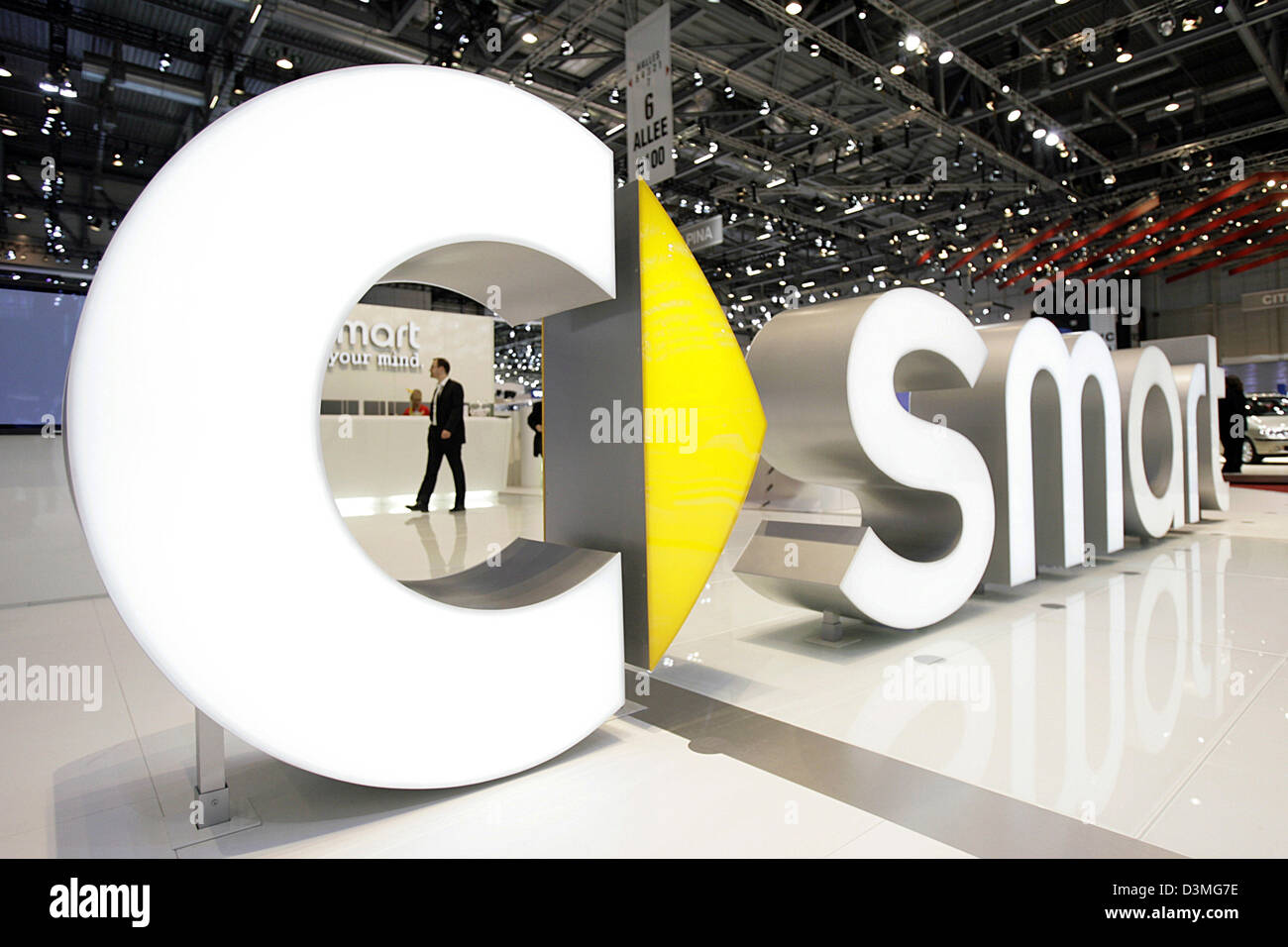 The logo of car manufacturer 'smart' pictured at the International ...