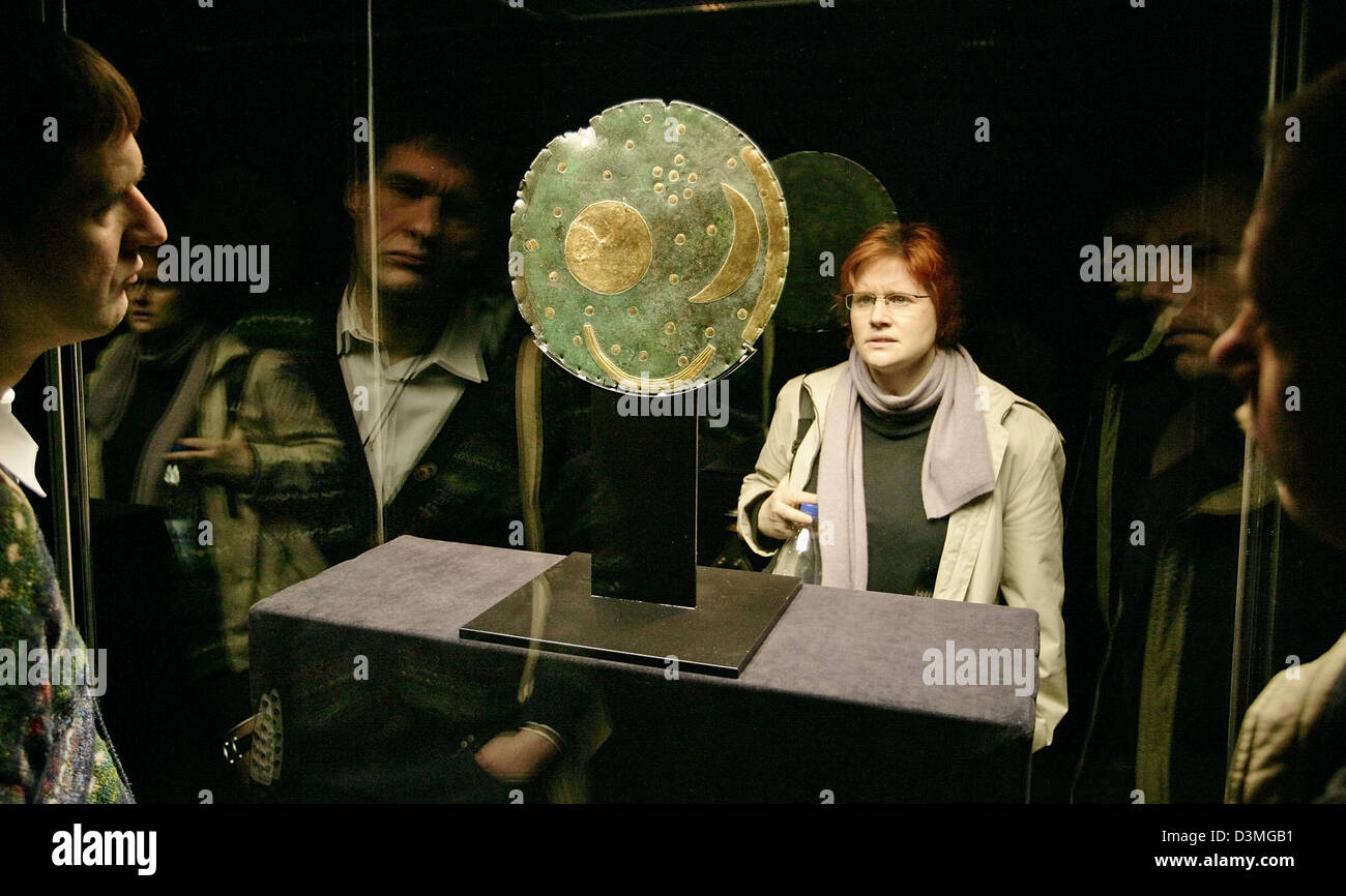 The nebra sky disc hi-res stock photography and images - Alamy