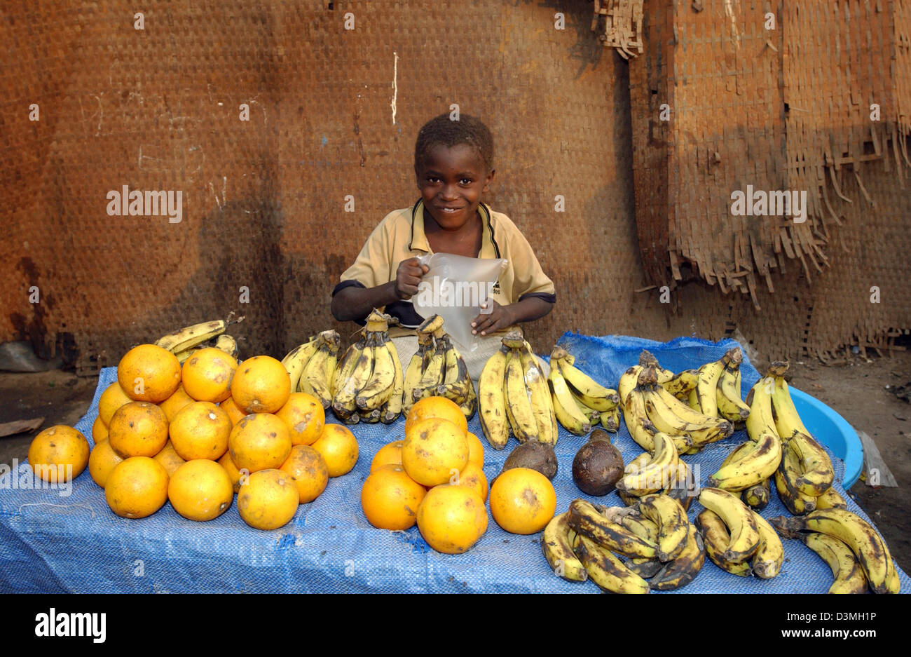 Costermonger hi-res stock photography and images - Alamy