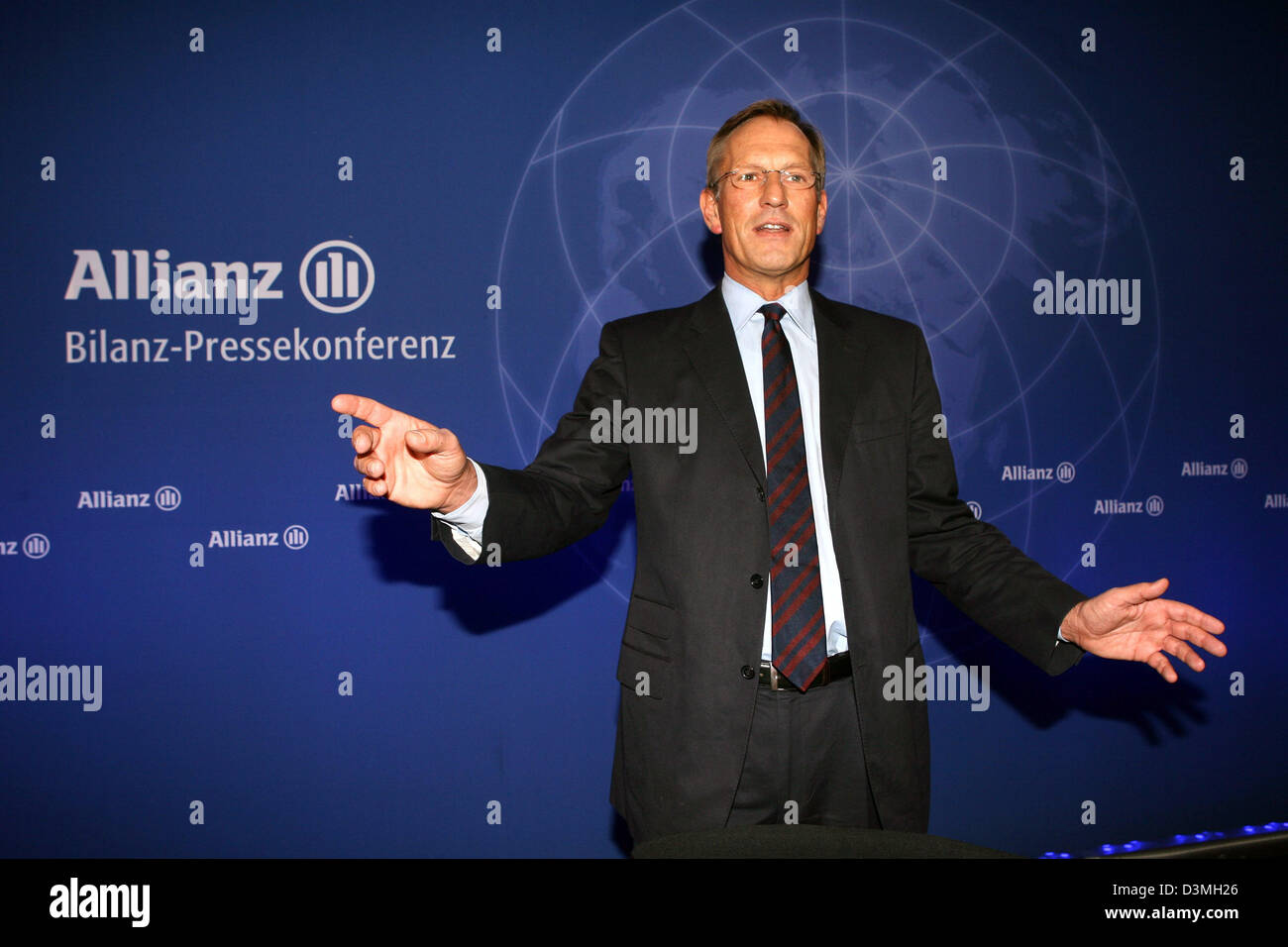 16 93 g hi-res stock photography and images - Alamy