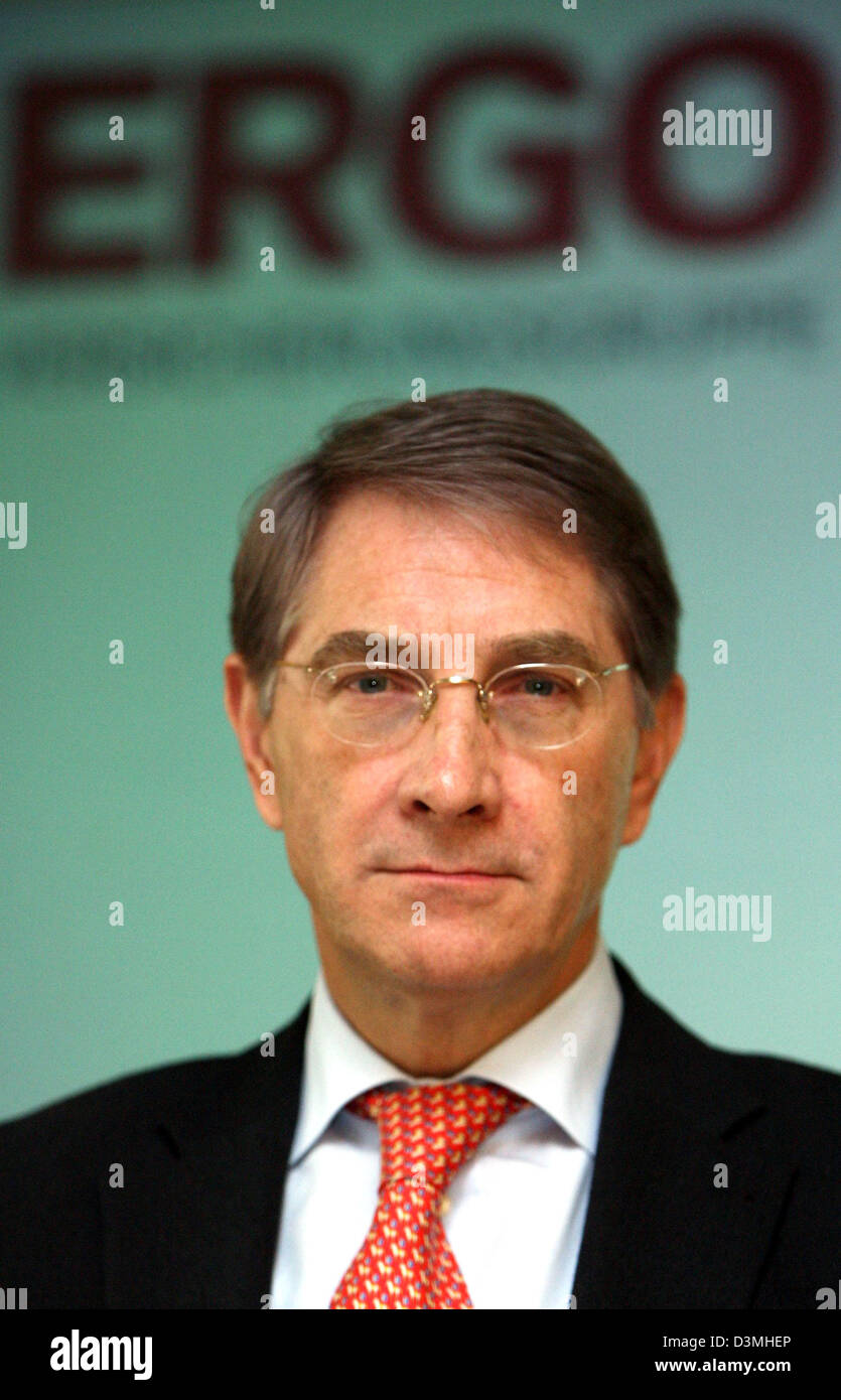 Total 227 hi-res stock photography and images - Alamy