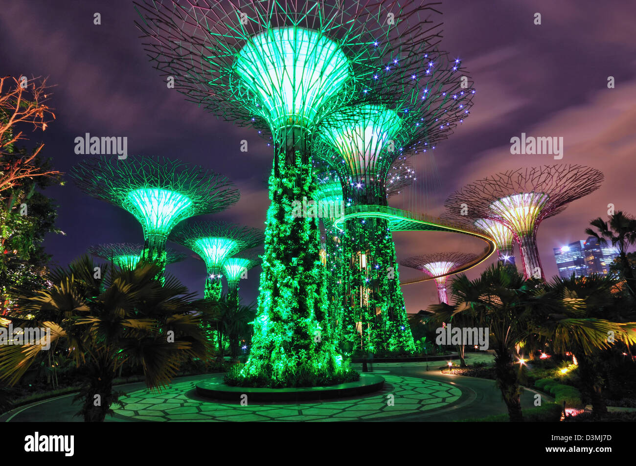 Beautiful modern sculpture like building hi-res stock photography and ...