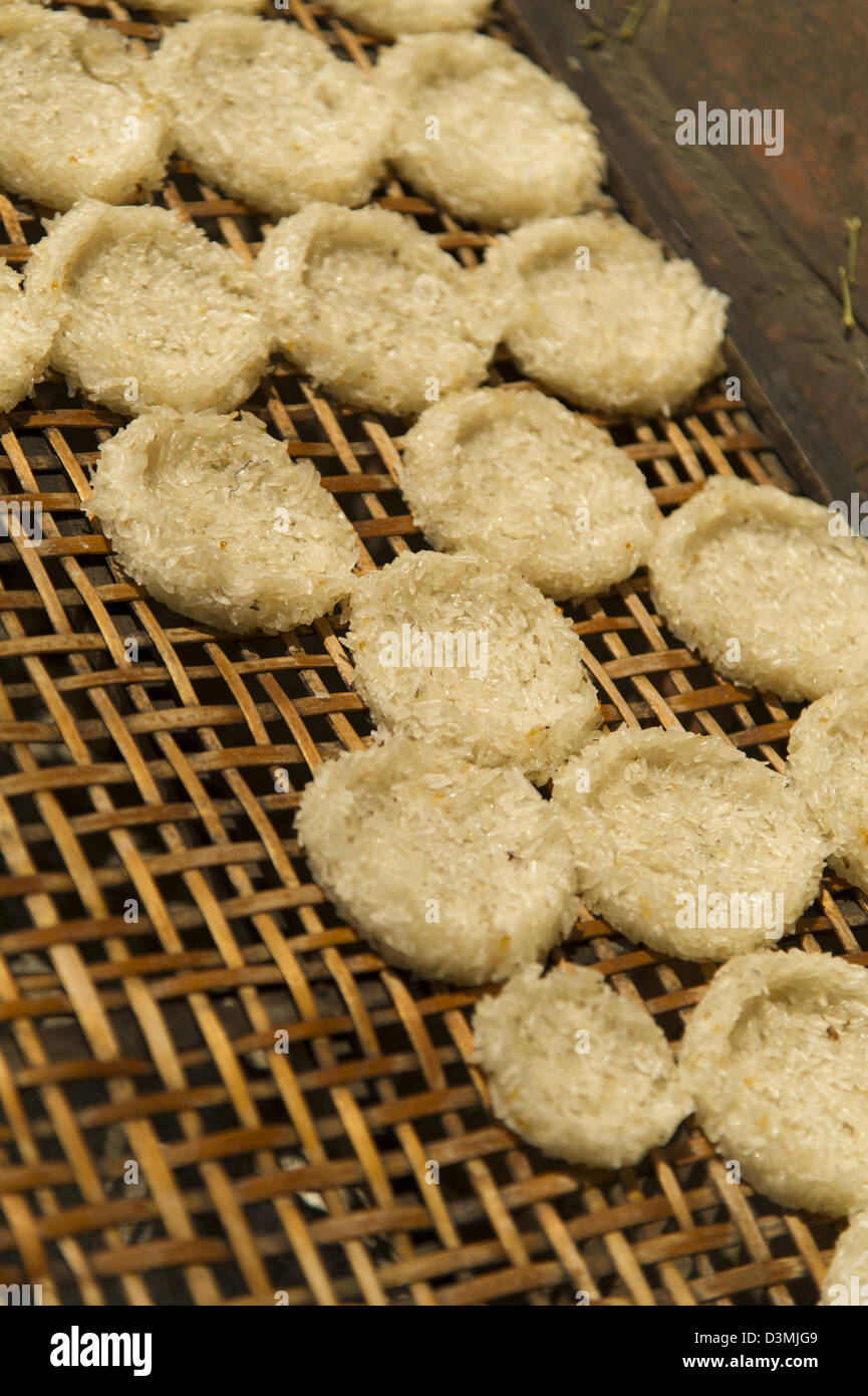 Drying sticky rice hi-res stock photography and images - Alamy