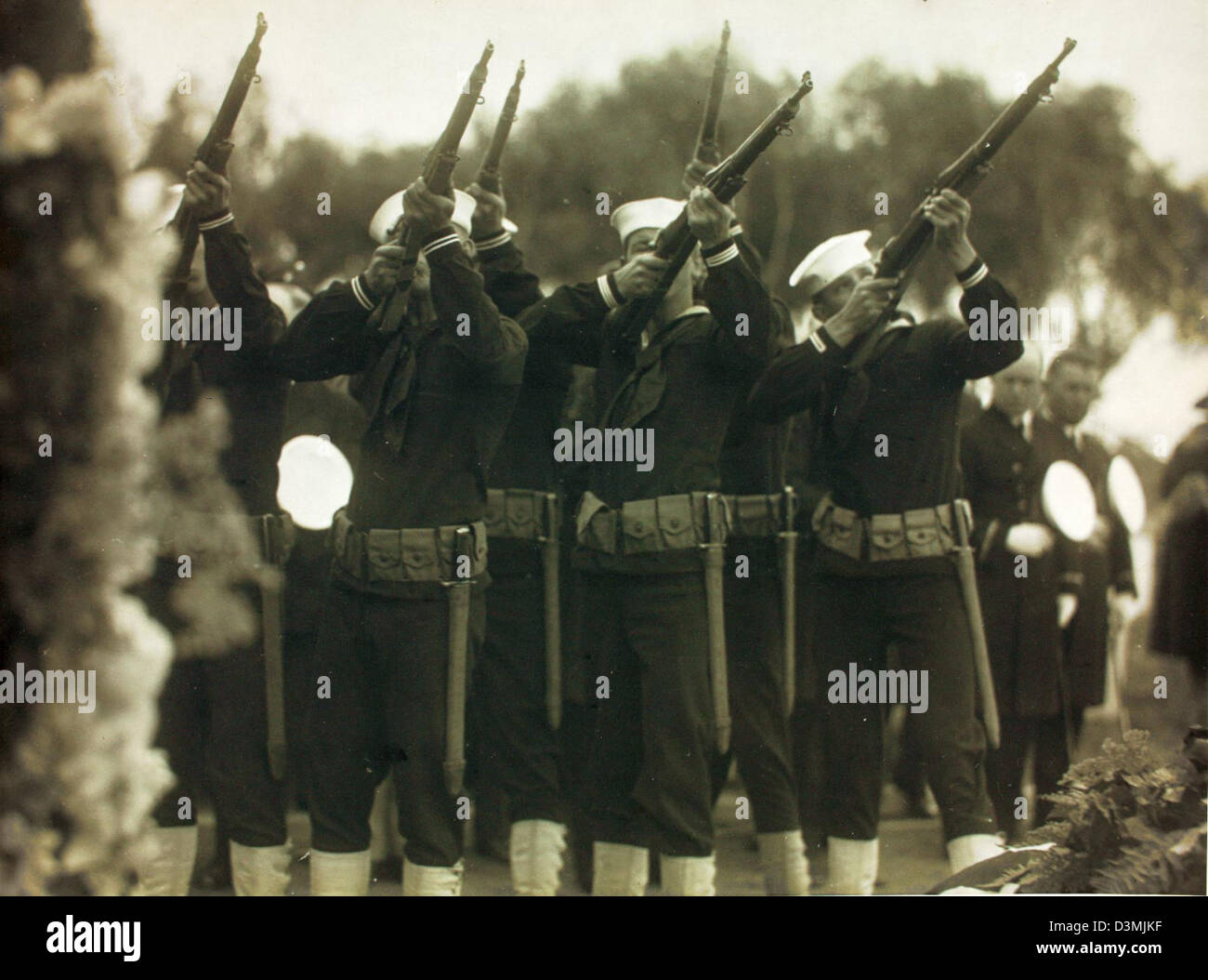 M1903 springfield rifle hi-res stock photography and images - Alamy