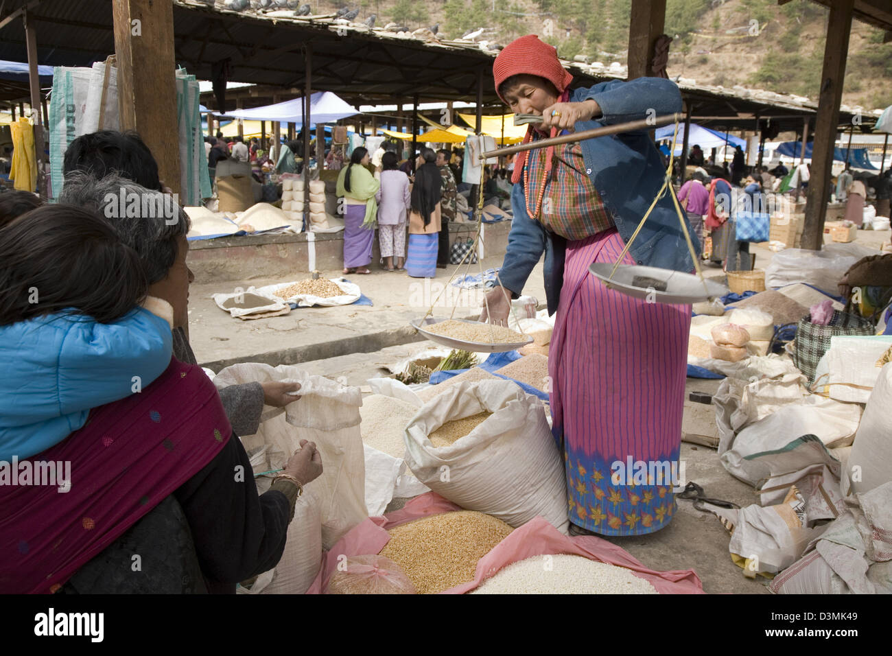 Thimphu weekend market hi-res stock photography and images - Alamy