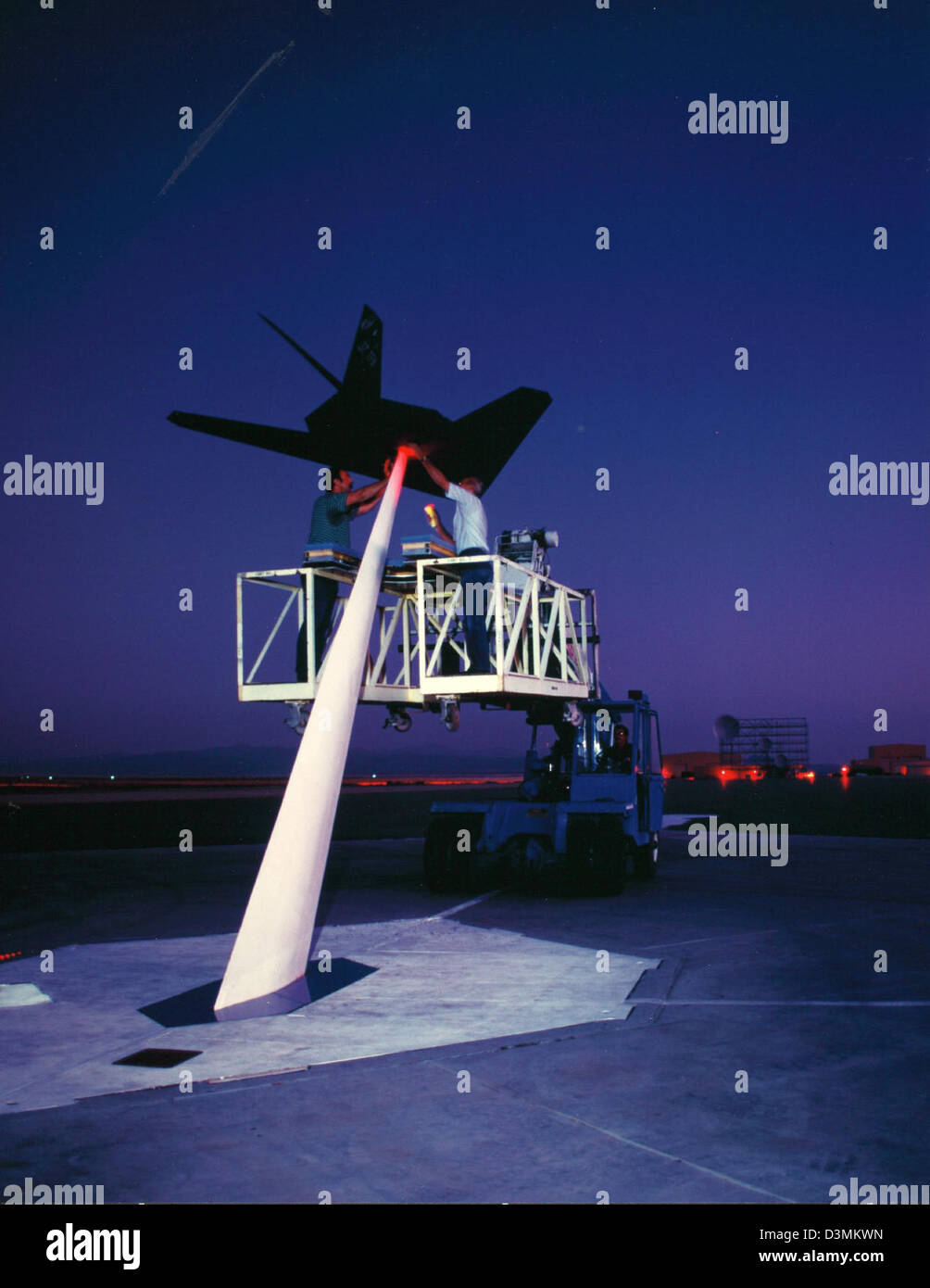 Military aircraft tests hi-res stock photography and images - Alamy