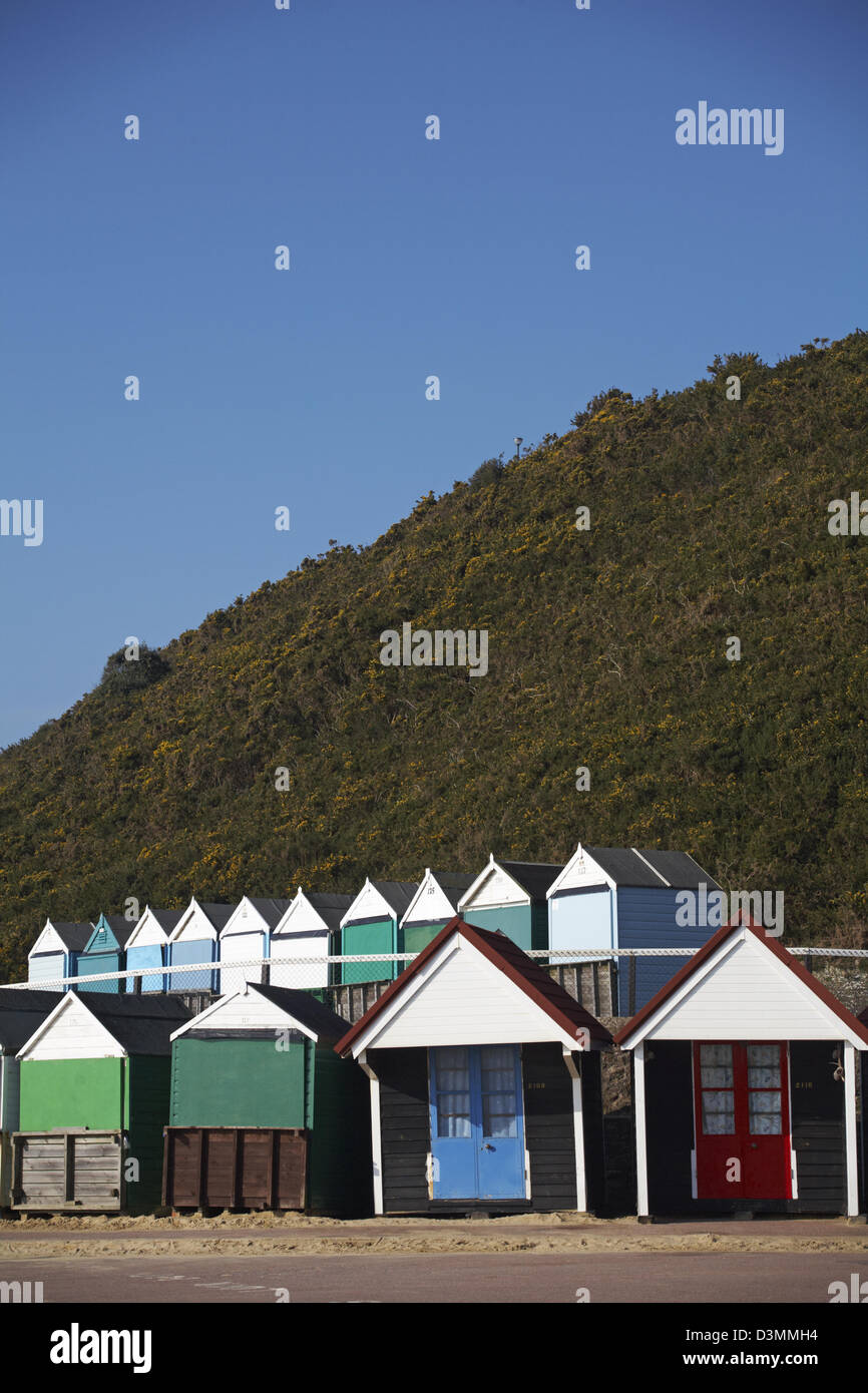 Beach huts at middle chine hi-res stock photography and images - Alamy