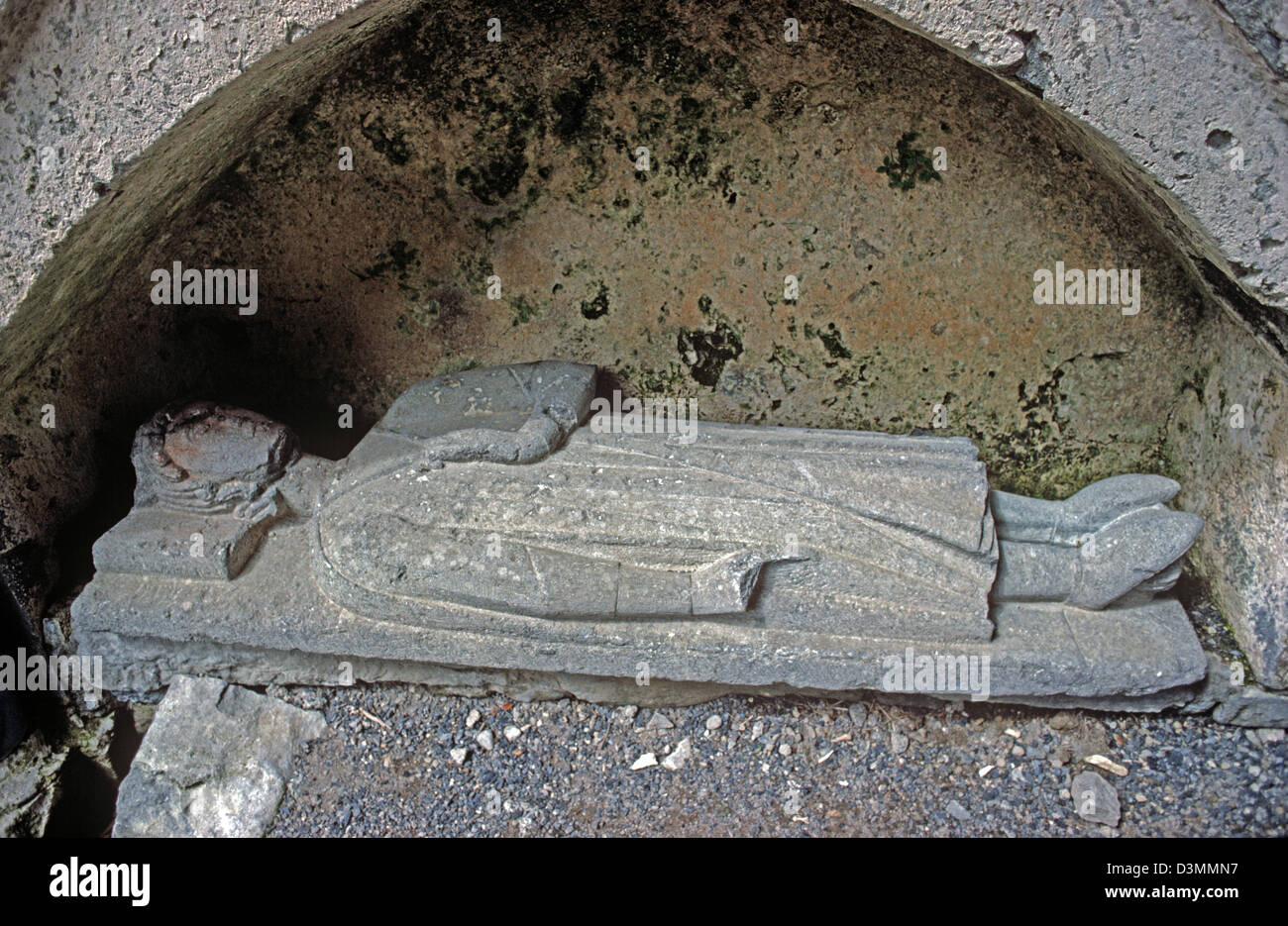 Tomb effigy hi-res stock photography and images - Alamy