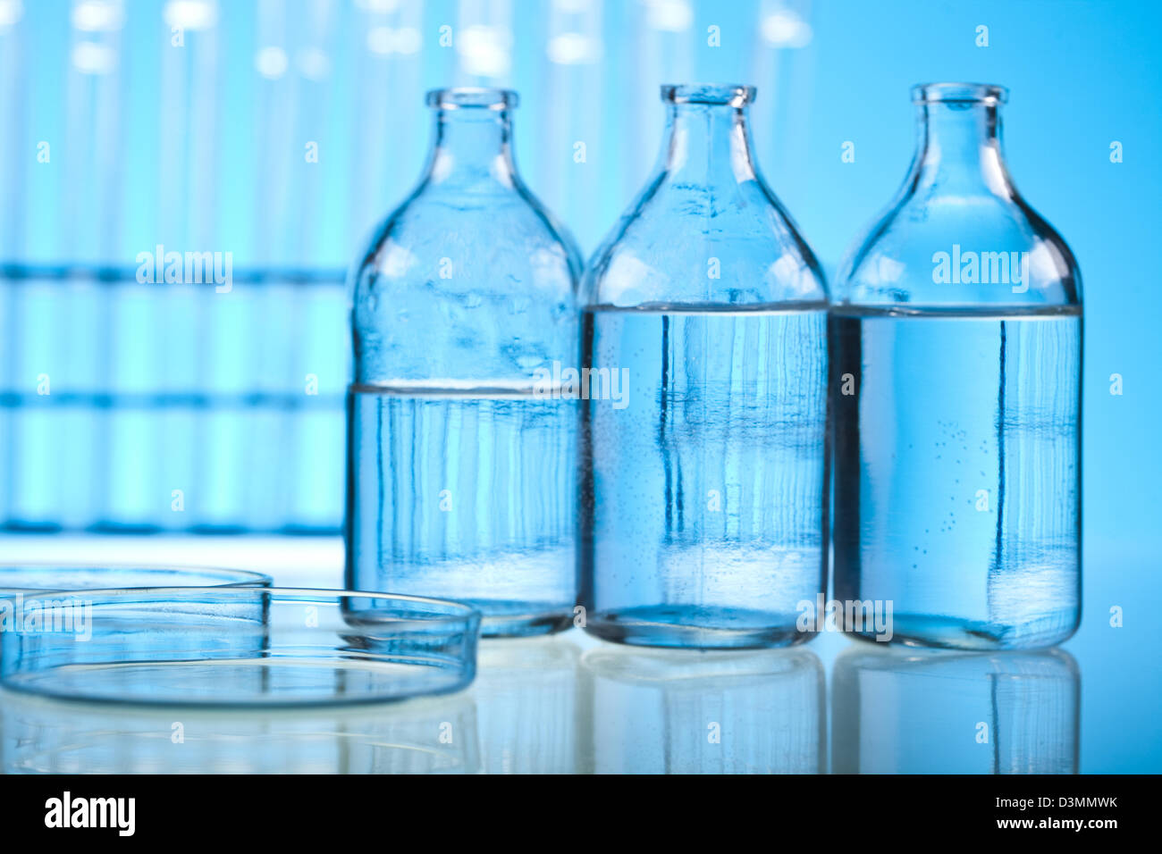Chemical laboratory glassware equipment Stock Photo - Alamy