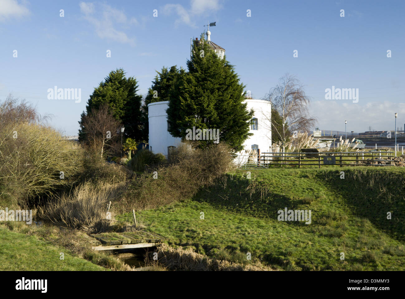 West Usk Lighthouse, Gwent Levels, Newport, Gwent, South Wales, United ...