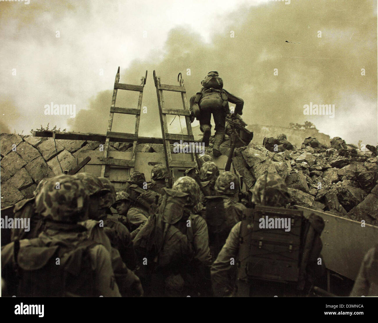 A photographic record of the Korean War (1950-1954), capturing key ...