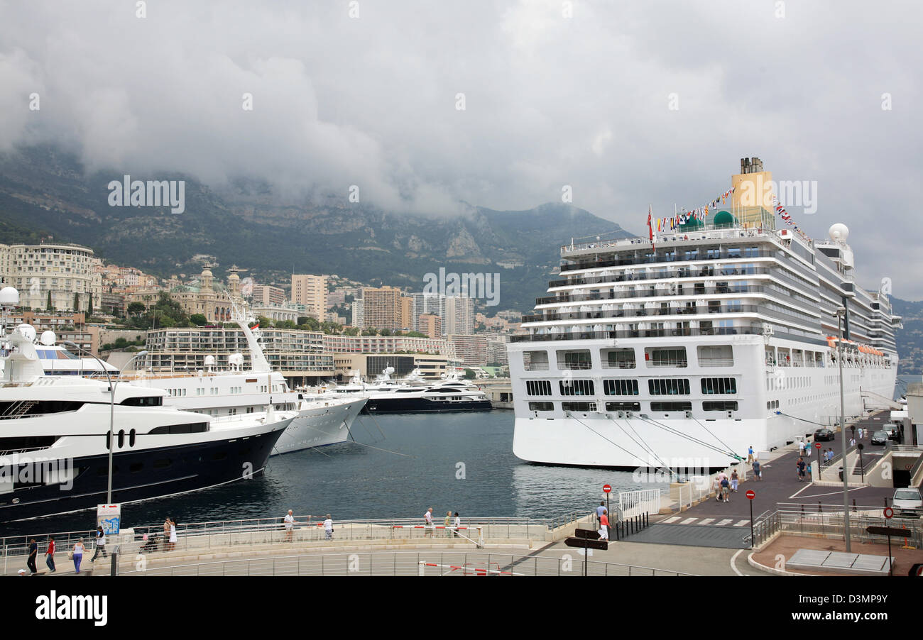 Monaco harbour, Monte Carlo Stock Photo - Alamy