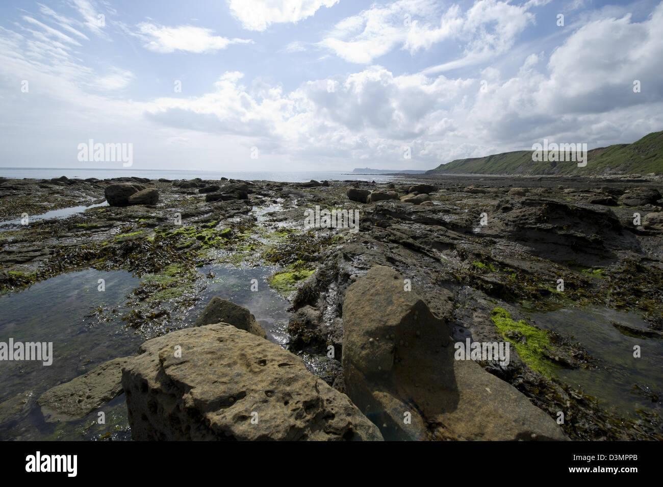 Burniston beach hi-res stock photography and images - Alamy