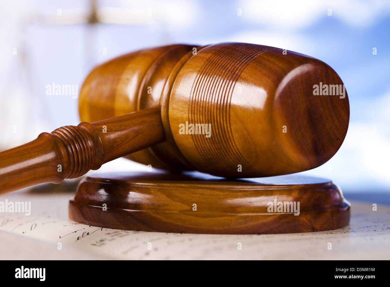 Judges wooden gavel Stock Photo - Alamy
