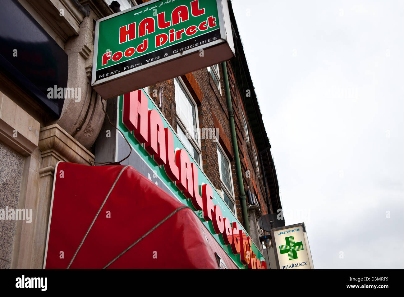 Halal sign hi-res stock photography and images - Alamy