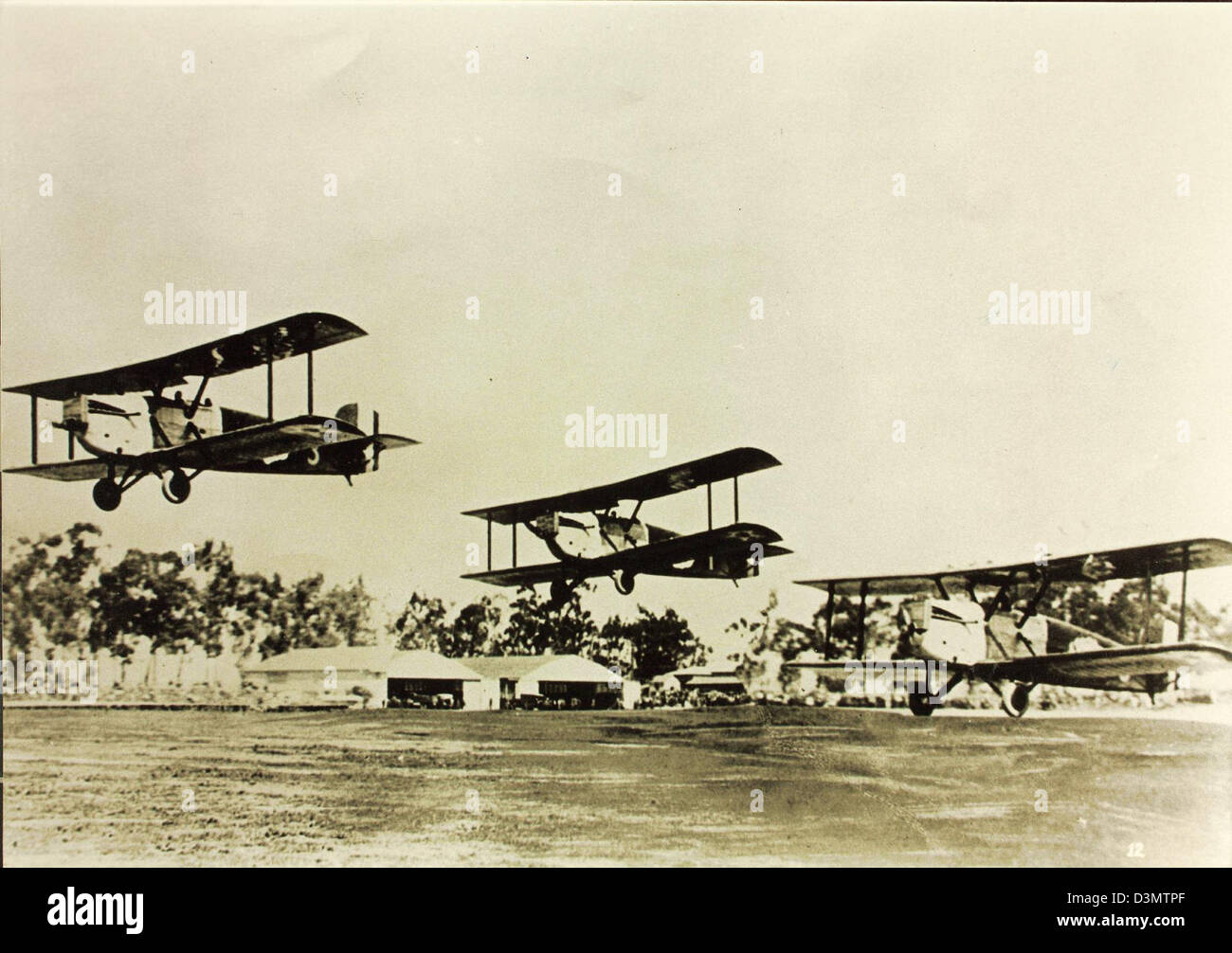 The Douglas World Cruise of 1924 was a historic flight that made a ...