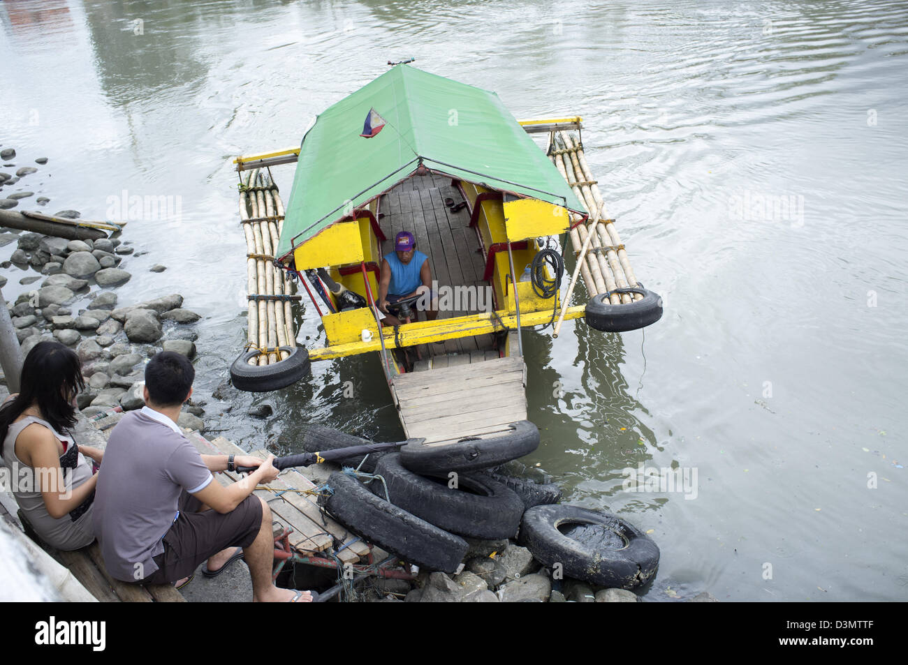 River Boat Crossing Manila Stock Photo - Alamy
