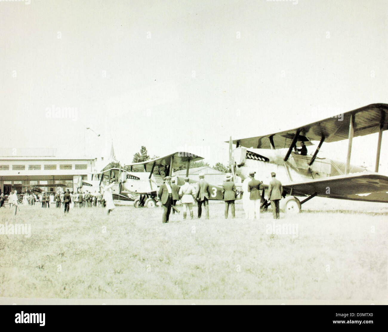 The Douglas World Cruise of 1924 was a significant aviation milestone ...