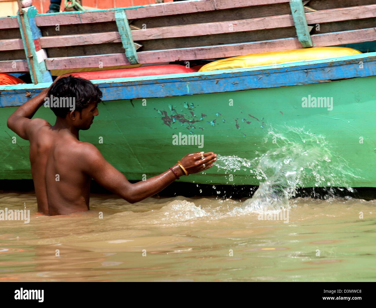 Boatman on the Mandakini river in Chitrakoot (Chitrakuta), India Stock ...