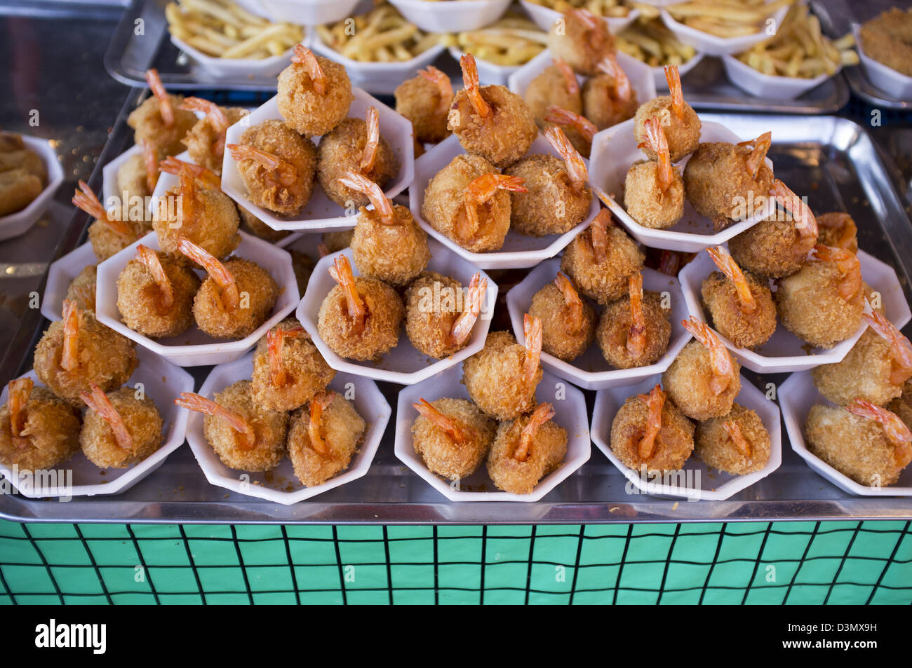 Food stall seafood stall hi-res stock photography and images - Alamy