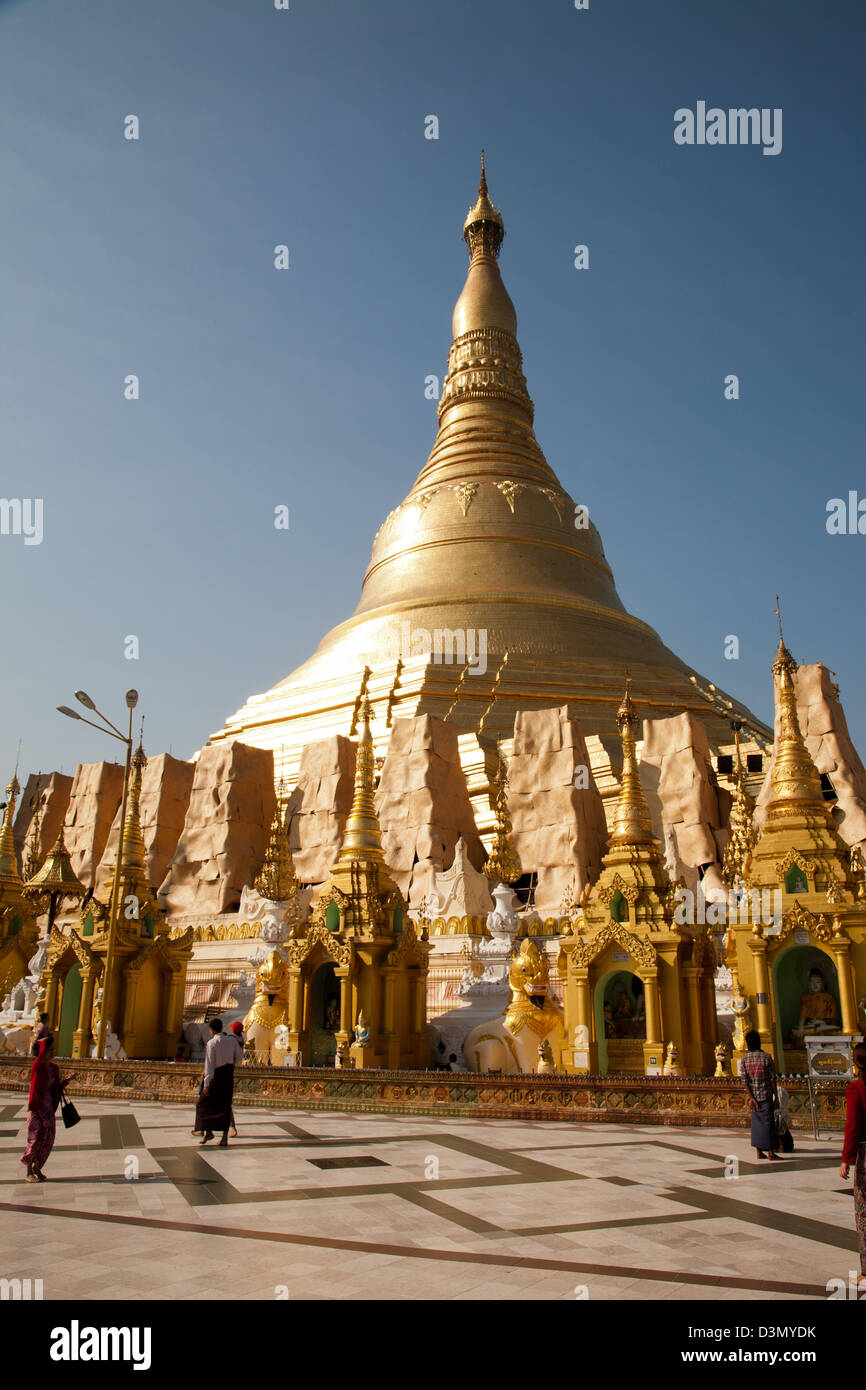 Shwedagon Pagoda, Yangon (Rangoon), Myanmar (Burma), Asia Stock Photo ...