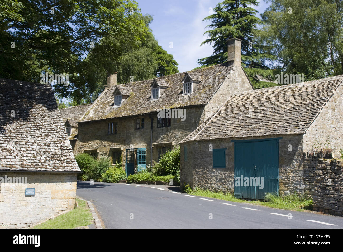 Cotswold Cottages Snowshill Gloucestershire England UK Stock Photo - Alamy