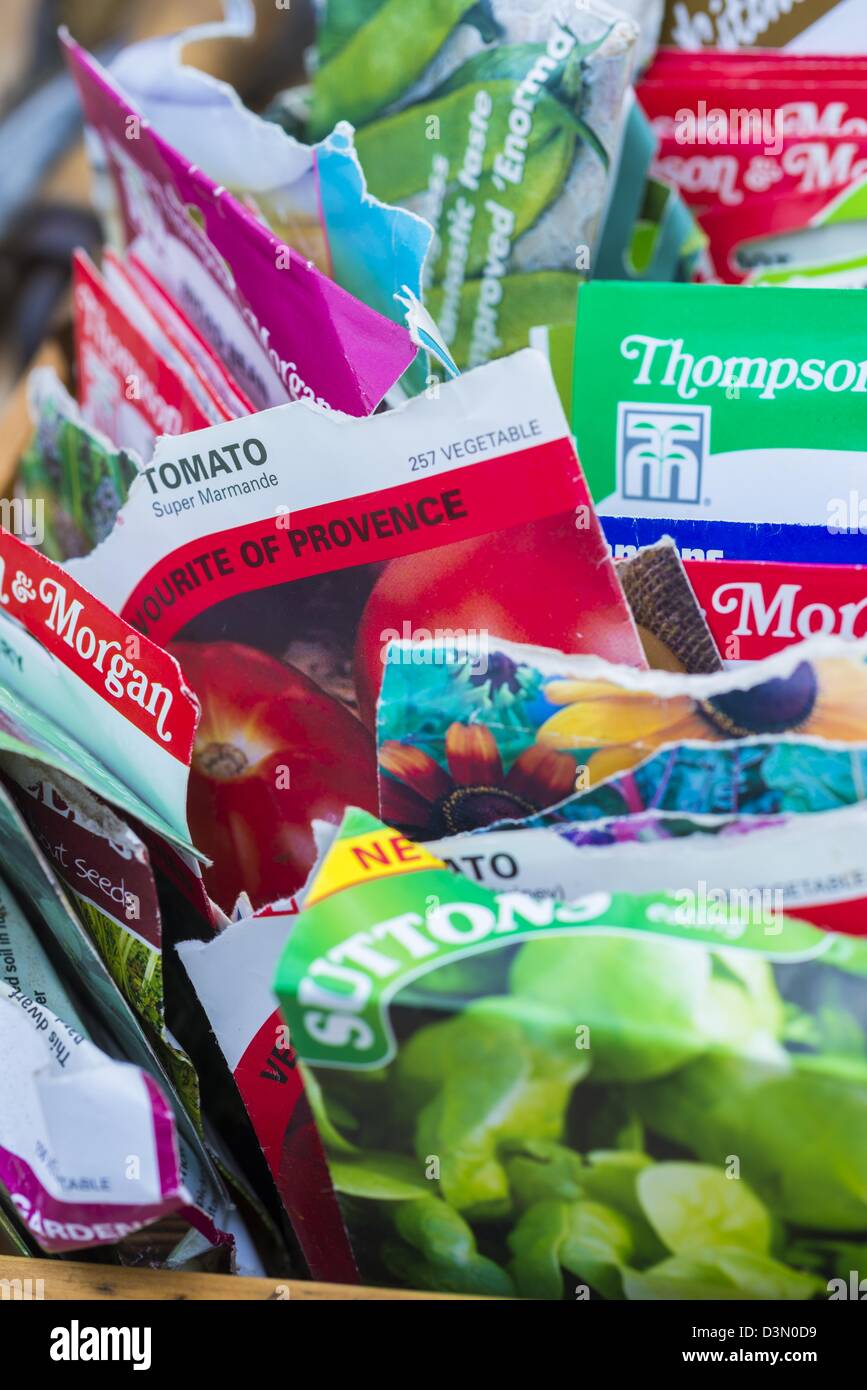 Flower seed packet hi-res stock photography and images - Alamy