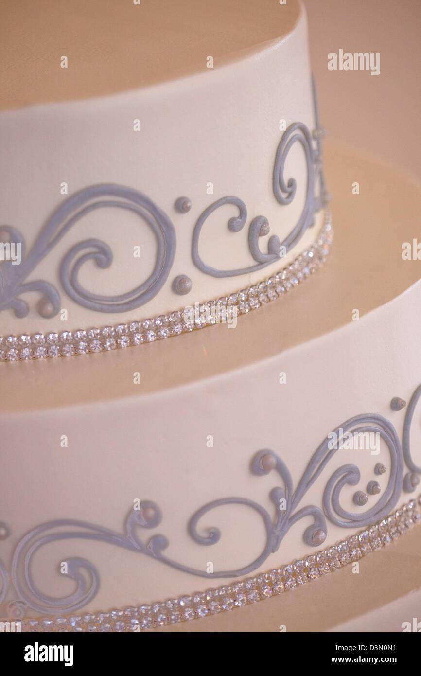 wedding cake, designer cake Stock Photo - Alamy