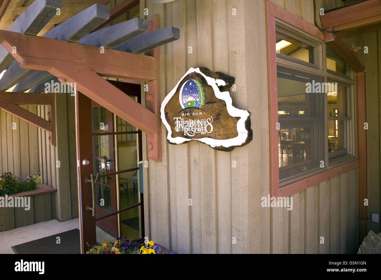 Treebones Resort, Big Sur, California, USA Stock Photo - Alamy