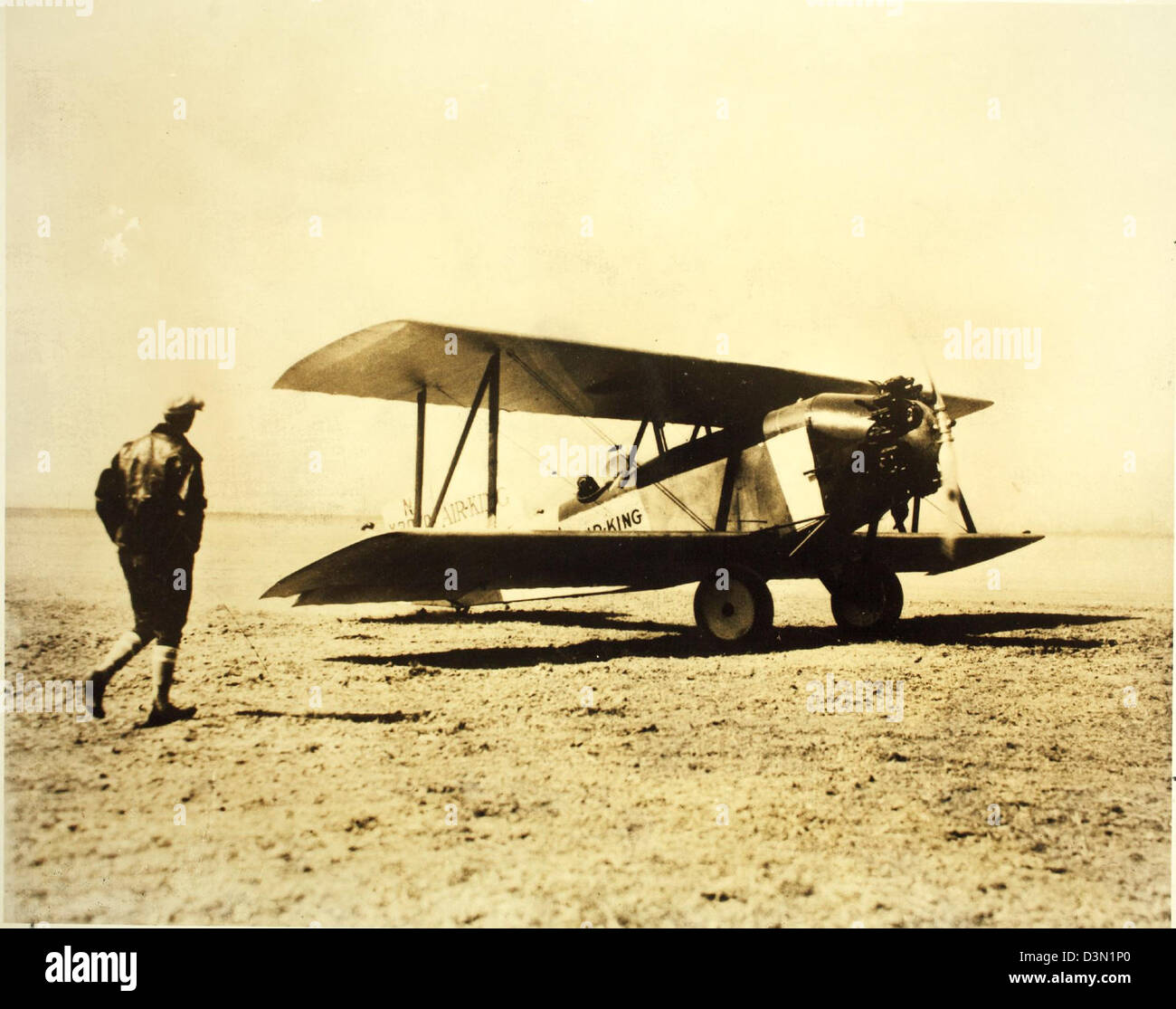 The Buhl Air Sedan Miss Doran, NX2915, participated in the Dole Air ...
