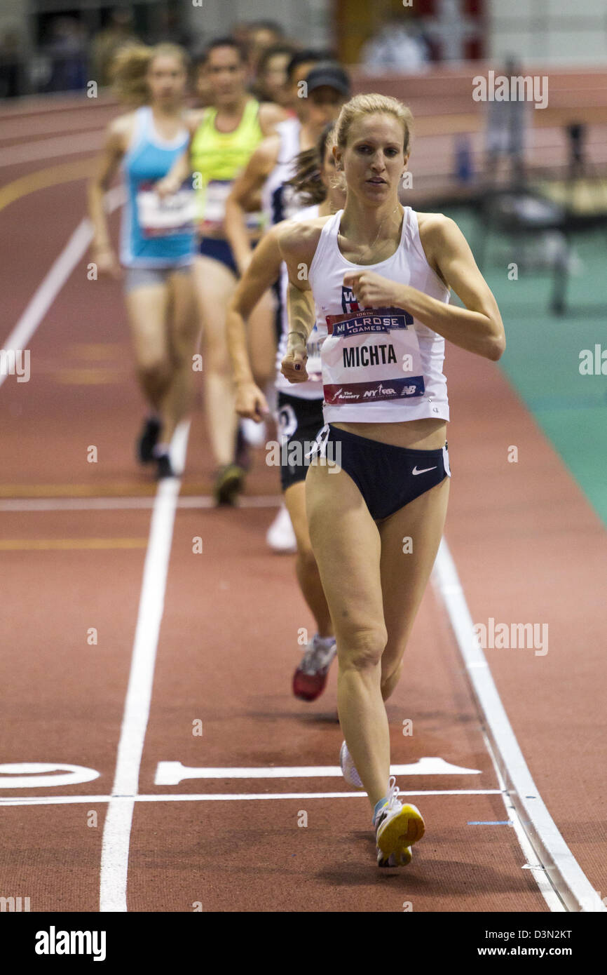 Maria Michta competing in the Women's USATF Championship Mile Walk at ...