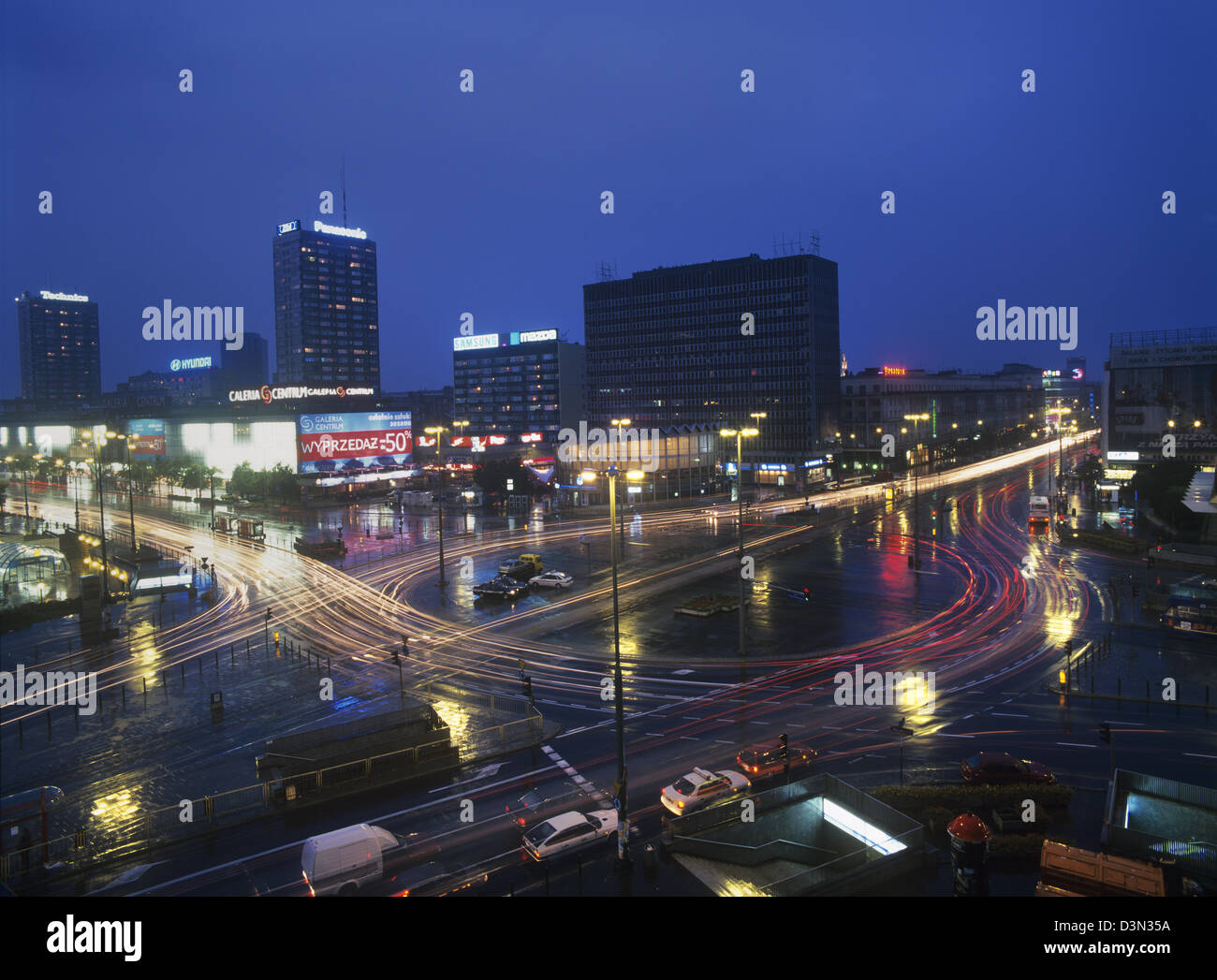 Poland, Warsaw, evening view of busy rondo R. Dmoswskiega Stock Photo ...