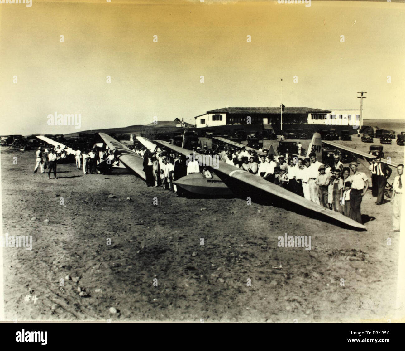 The Emerald Hills Glider Meet is a renowned air show featuring glider ...