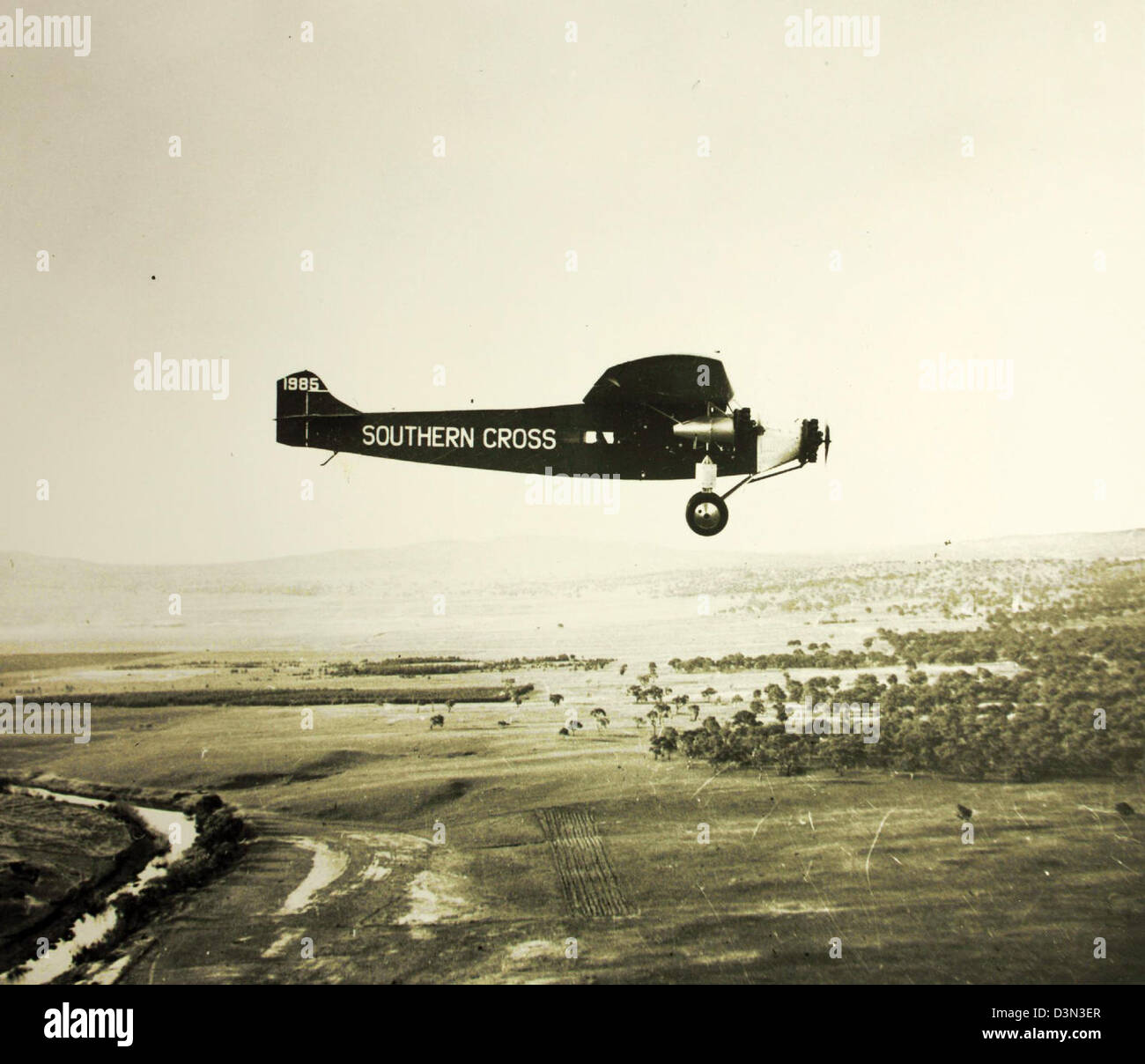 The 1929 Southern Cross Flight, led by Sir Charles Kingsford Smith, was ...
