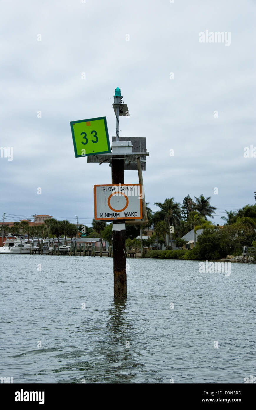 Florida manatee clearwater florida hi-res stock photography and images ...