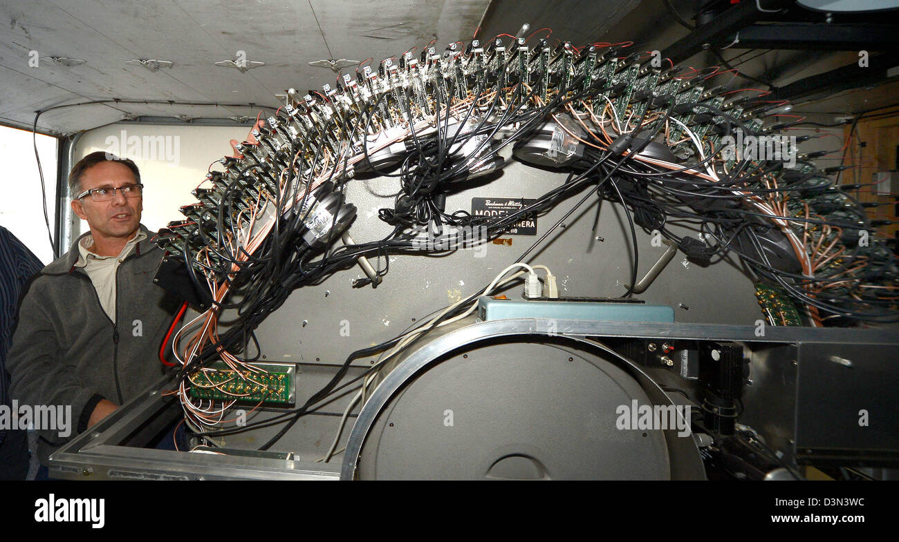 Severe storm/lightning researcher and tornado chaser Tim Samaras of ...