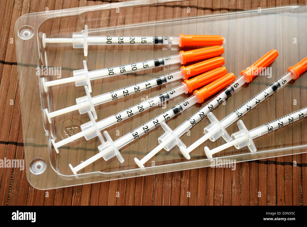 Drawn Disposable Needles Stock Photo - Alamy