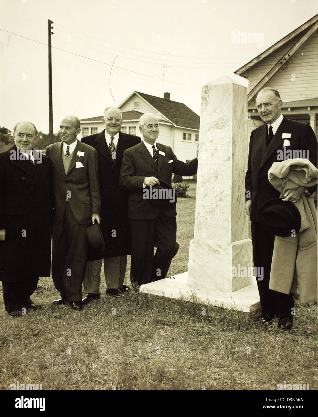 The Wright Brothers' first flight in 1903 at Kitty Hawk, North Carolina ...