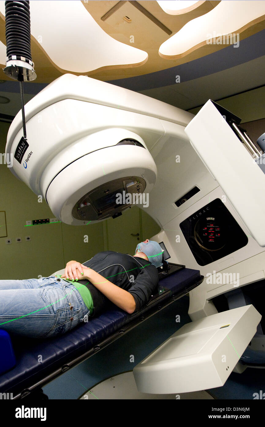 Imrt hi-res stock photography and images - Alamy