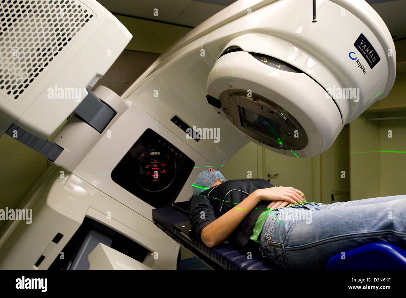 Radiation Therapy Stock Photos & Radiation Therapy Stock Images - Alamy