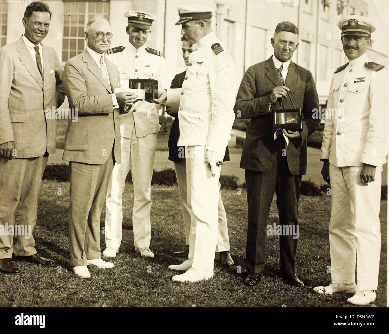 First trans pacific flight hi-res stock photography and images - Alamy